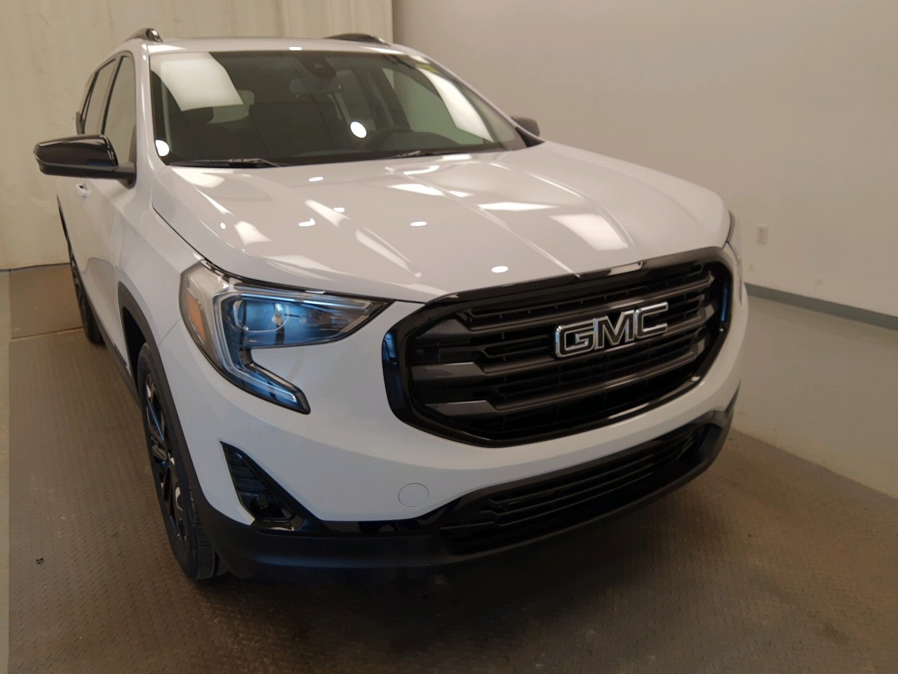 Davis: New & Used Buick GMC | Lethbridge, AB