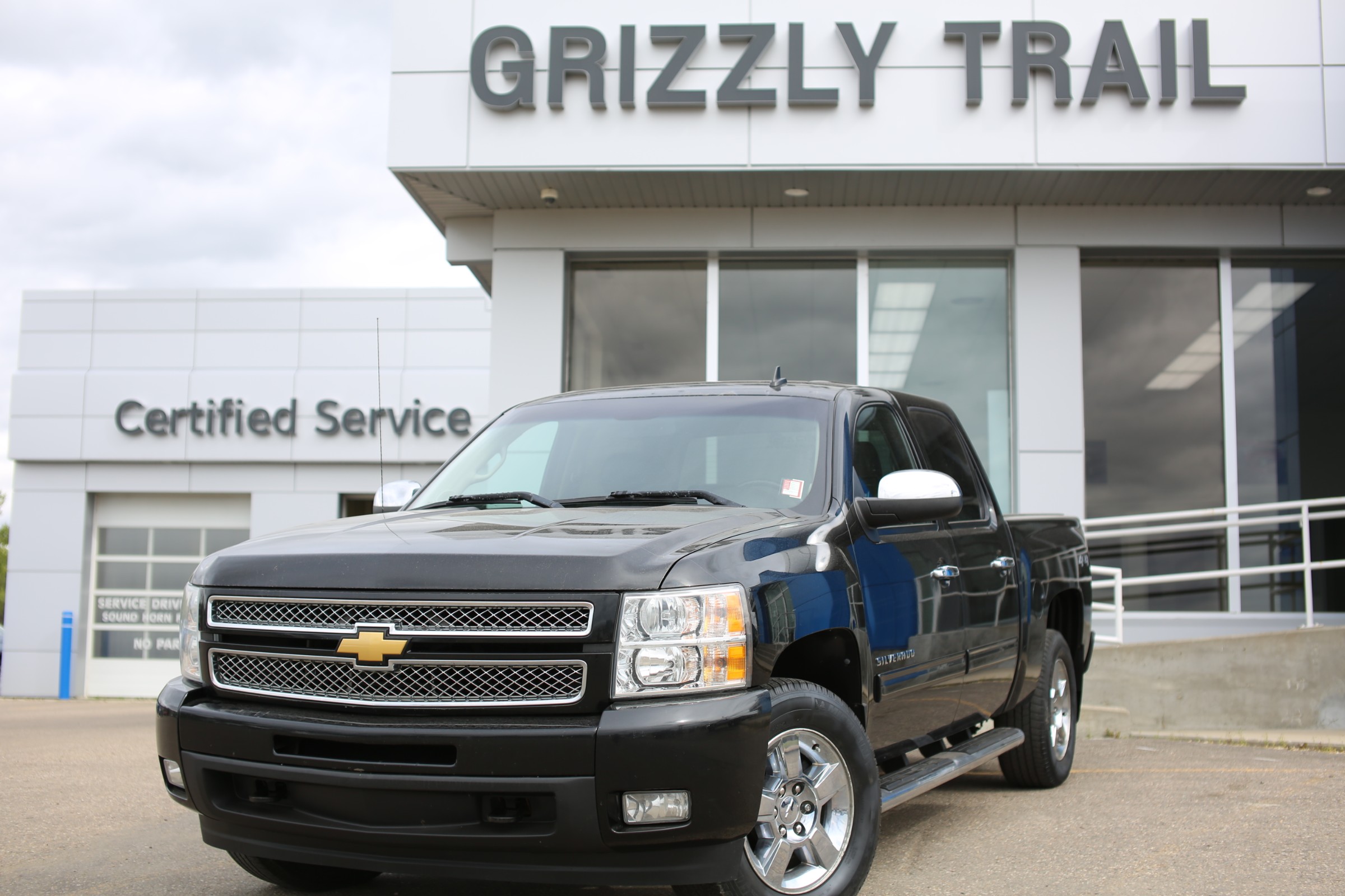 Grizzly Trail Motors: New & Used GM Dealership | Barrhead, AB