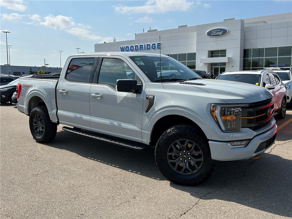Calgary Ford Dealership | Woodridge Ford Fleet Ford Dealer Alberta