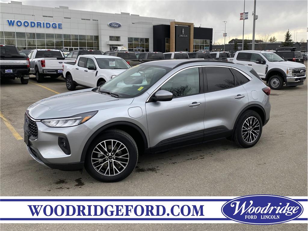 Calgary Ford Dealership | Woodridge Ford Fleet Ford Dealer Alberta