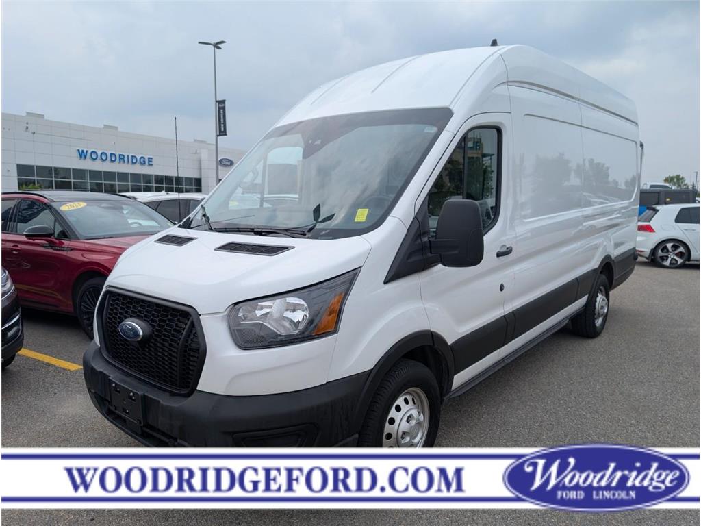 Calgary Ford Dealership | Woodridge Ford Fleet Ford Dealer Alberta