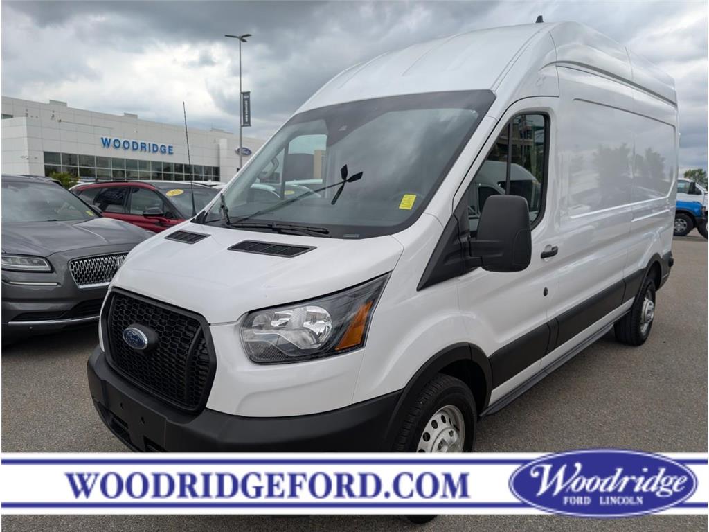 Calgary Ford Dealership | Woodridge Ford Fleet Ford Dealer Alberta
