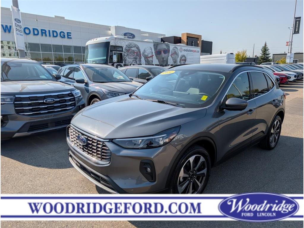 Calgary Ford Dealership | Woodridge Ford Fleet Ford Dealer Alberta