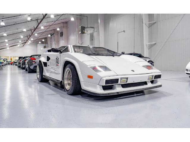 1985 Lamborghini Countach Replica at $48500 for sale in Watford ...