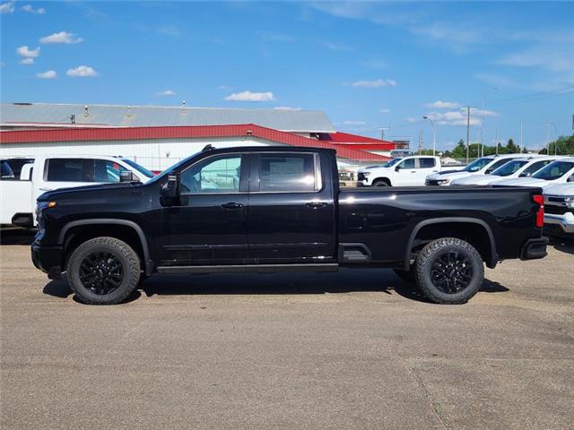 2025 Chevrolet Silverado 3500HD High Country 8'0 FOOT BOX | SINGLE REAR ...